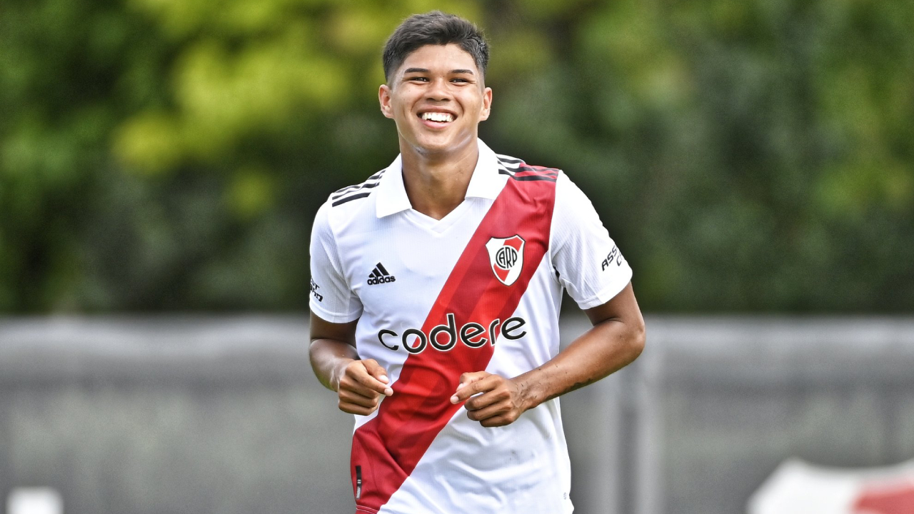 El misionero Alexis González está en la nómina de River para los ...